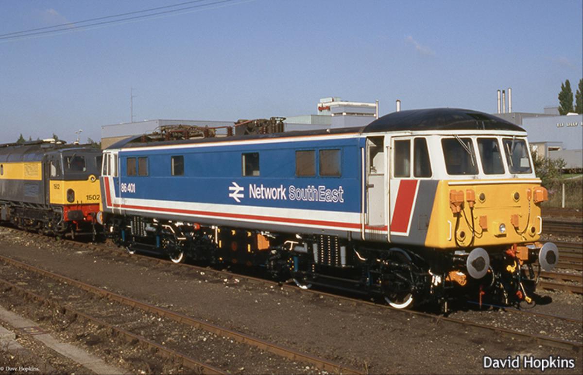 NEW Gaugemaster Collection Class 86 – Rails