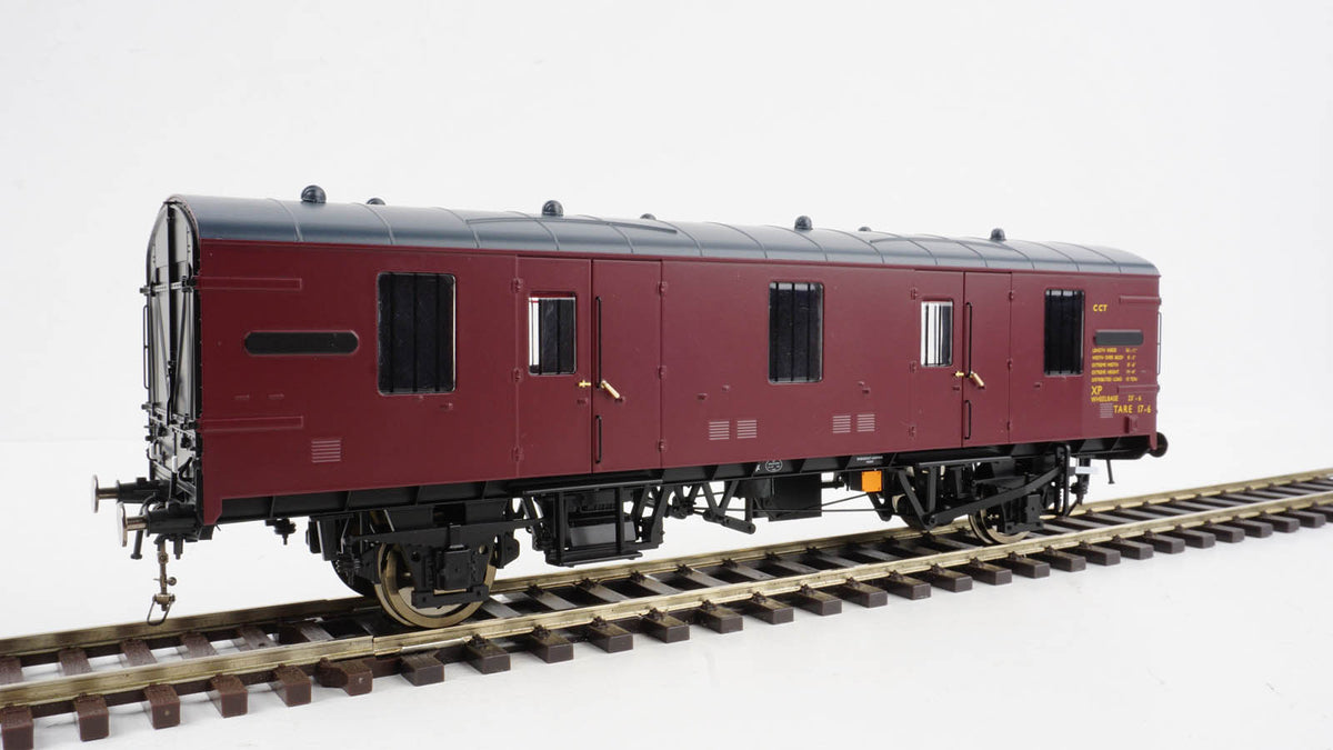 Heljan O Gauge BR MK1 CCT Vans Decorated Samples – Rails of Sheffield