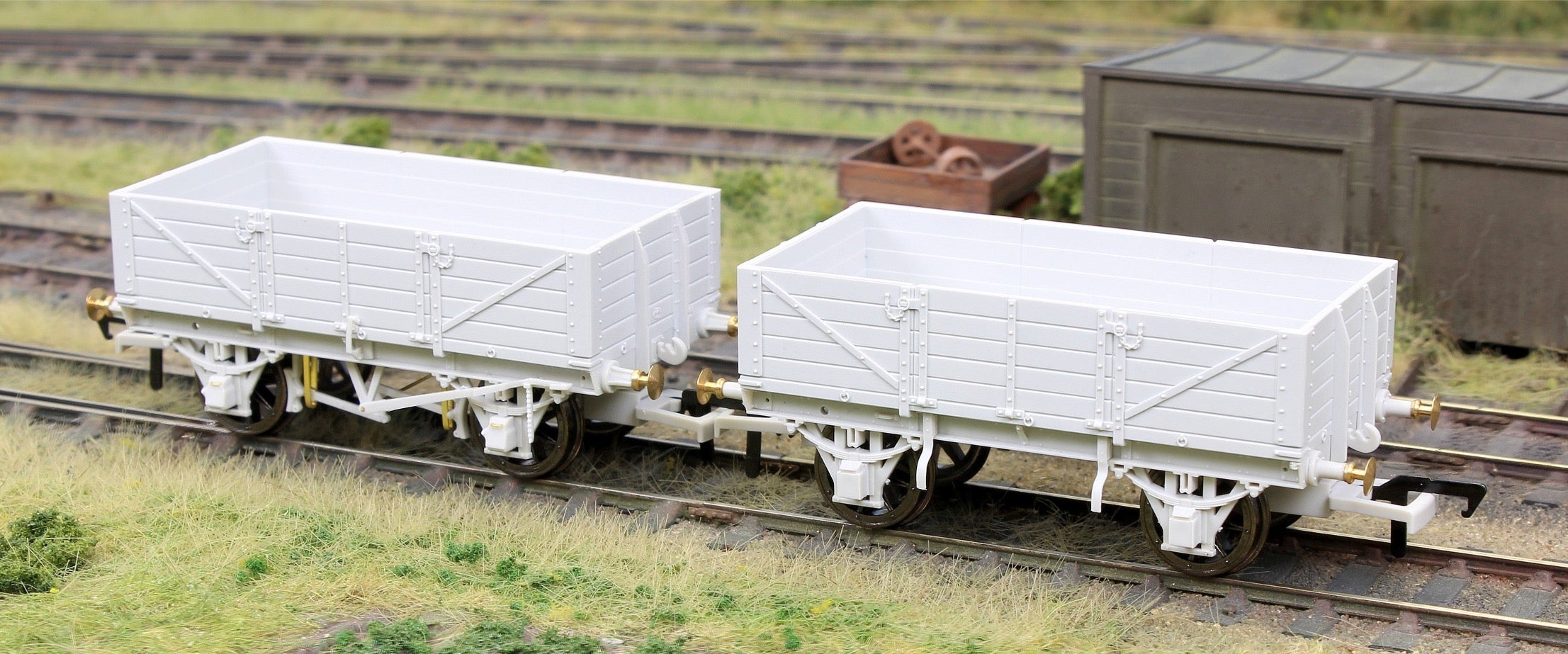🤩 Rapido Announce Newly Tooled GER 5 & 7 Plank Wagons – Rails