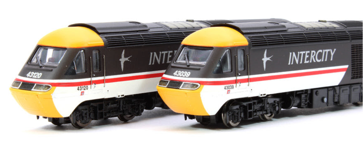 New N Gauge HST Packs & Coaches – Rails