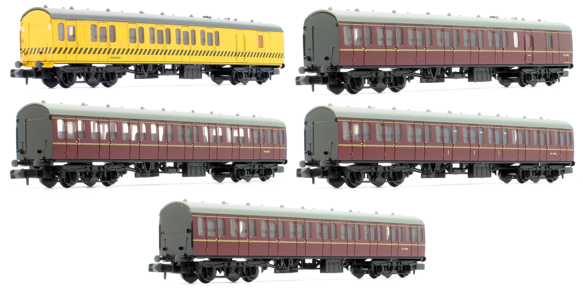 Graham Farish N Gauge BR 'Suburban' Coaches Arrive! – Rails of Sheffield