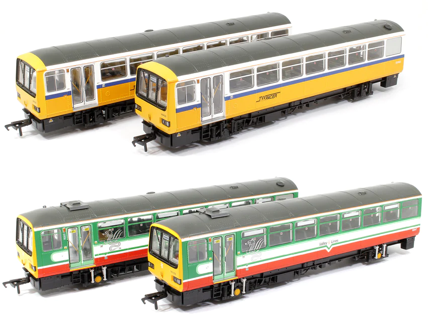 IN STOCK EFE Rail Class 143 Pacers – Rails of Sheffield
