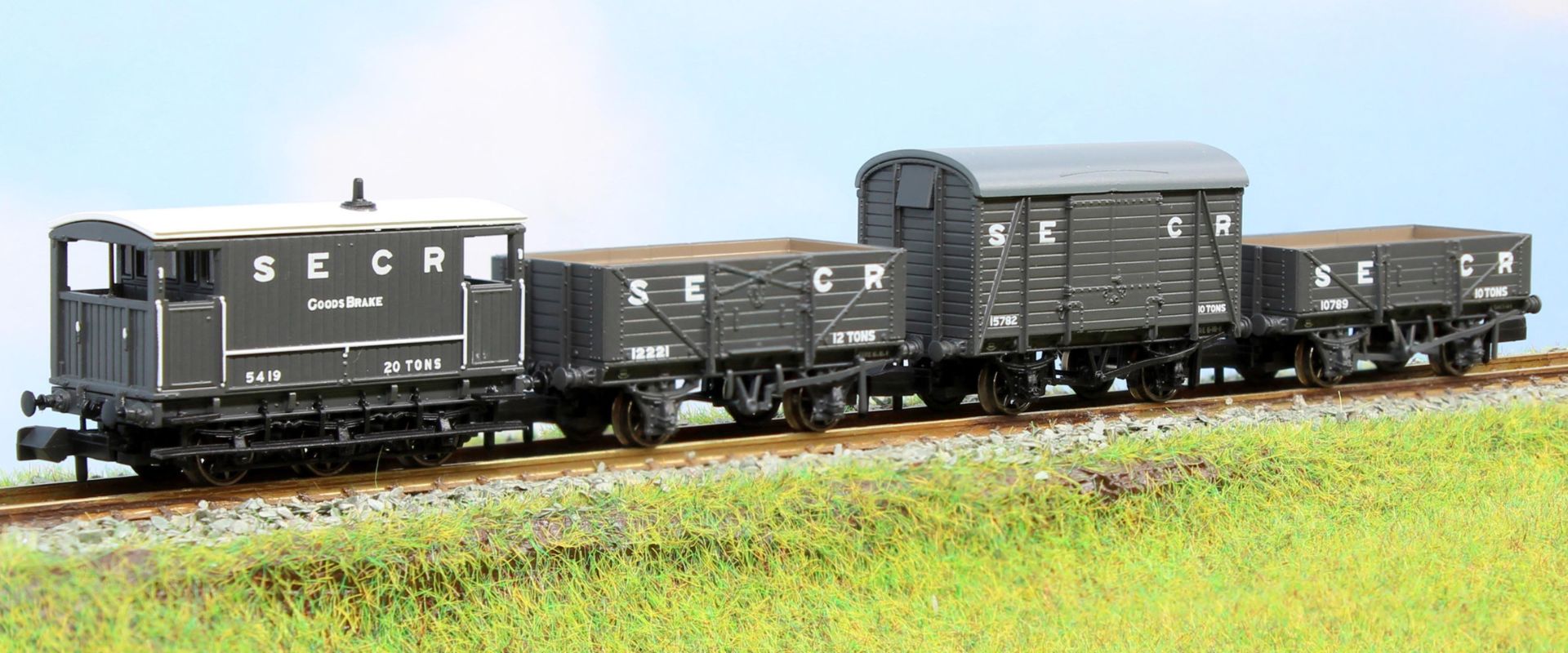 🚂 Rapido N Gauge SECR Freight Packs In Stock – Rails