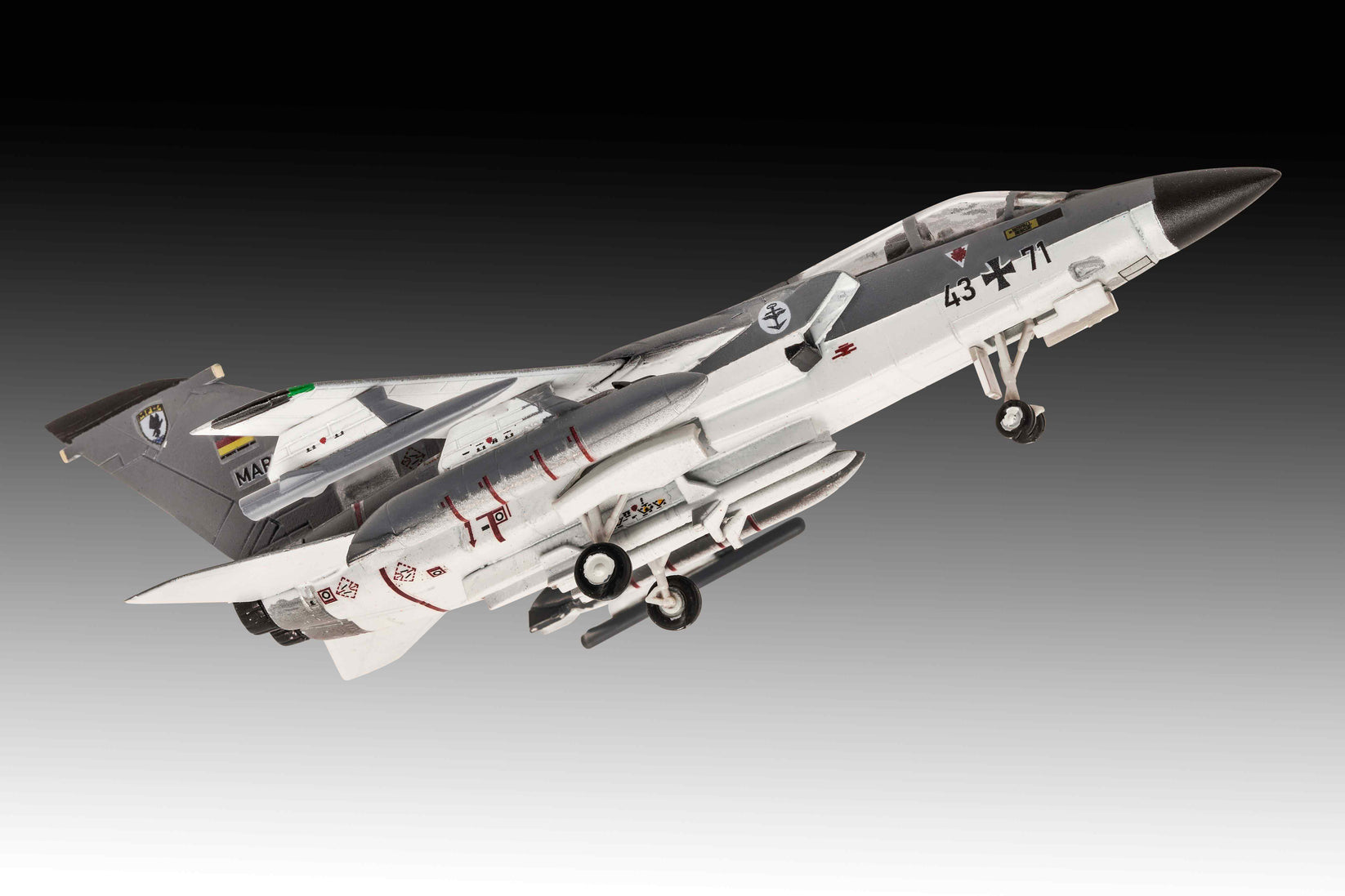 Revell 03783 Panavia Tornado IDS/GR.1 Model Kit – Rails