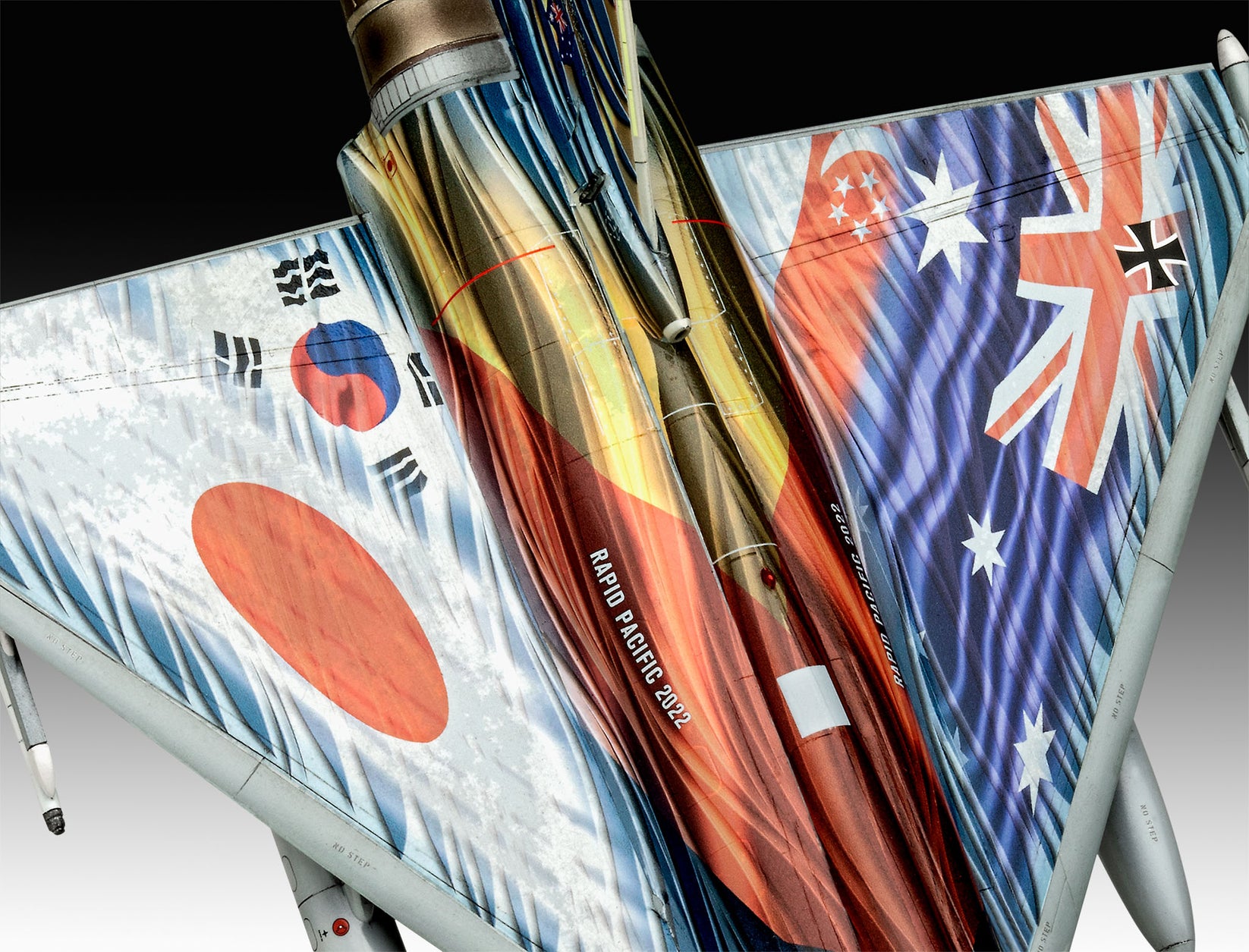 Revell 05649 German Eurofighter Pacific Exclusive Edition – Rails