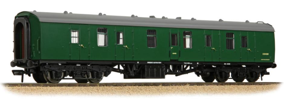 Bachmann BR Mk1 BG Brake Gangwayed BR (SR) Green S84039 – Rails of ...