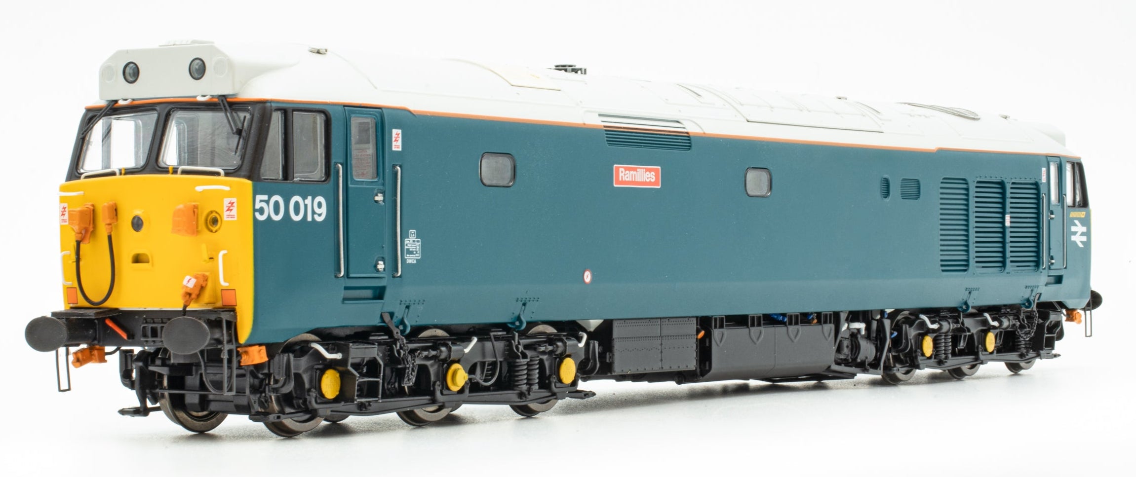 Accurascale ACC2391-DCC Class 50 BR Laira Blue – Rails
