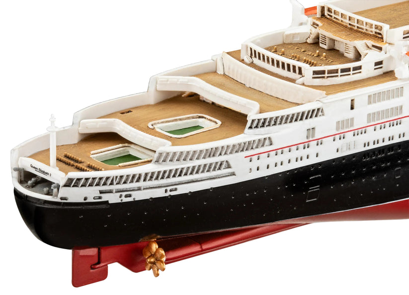 Revell 65806 Model Set Queen Elizabeth 2 Model Kit – Rails