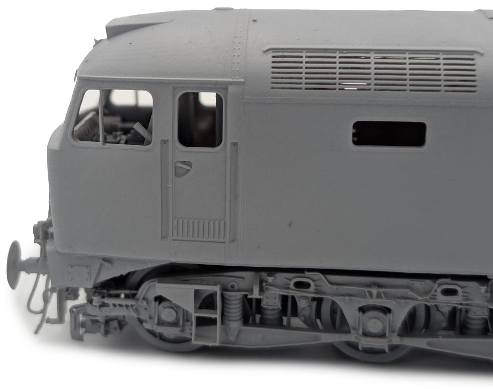 Cavalex Models CM-47798-R Class 47 RES Royal Livery – Rails