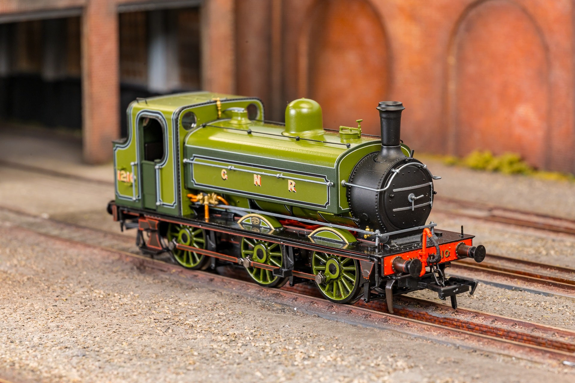 Rapido Trains UK 958001 GNR J13 No.1210 GNR Green Steam Tank – Rails