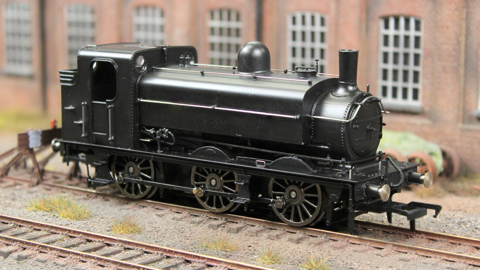 Rapido Trains UK 958010 LNER J52/2 No.2 BR Unlined Black – Rails