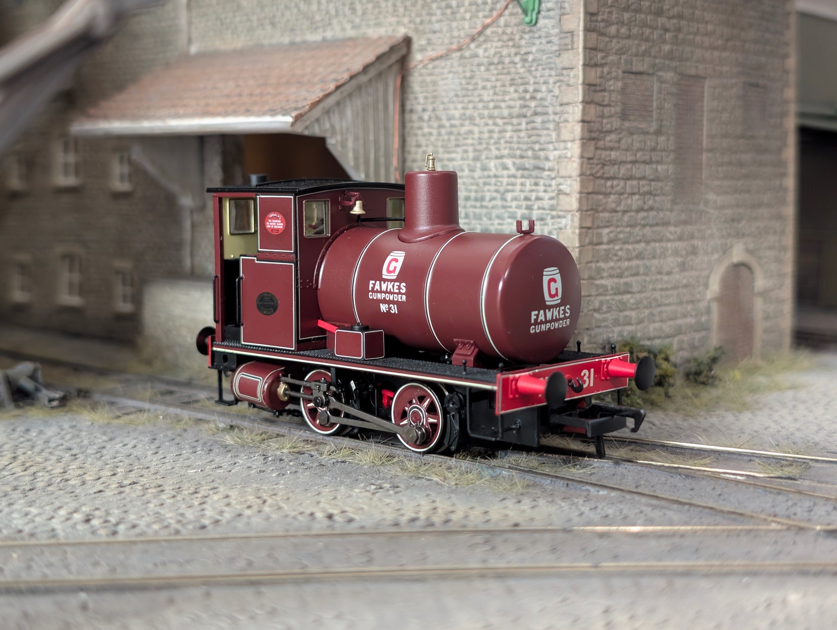 Rapido Trains UK 965011 Andrew Barclay Fireless 0-4-0 G. – Rails