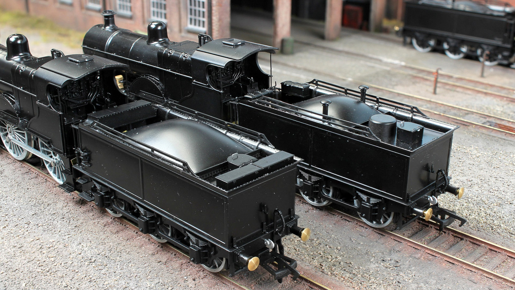 Rapido Trains UK Midland Railway 483 Class 4-4-0 LMS Crimson No.482 ...