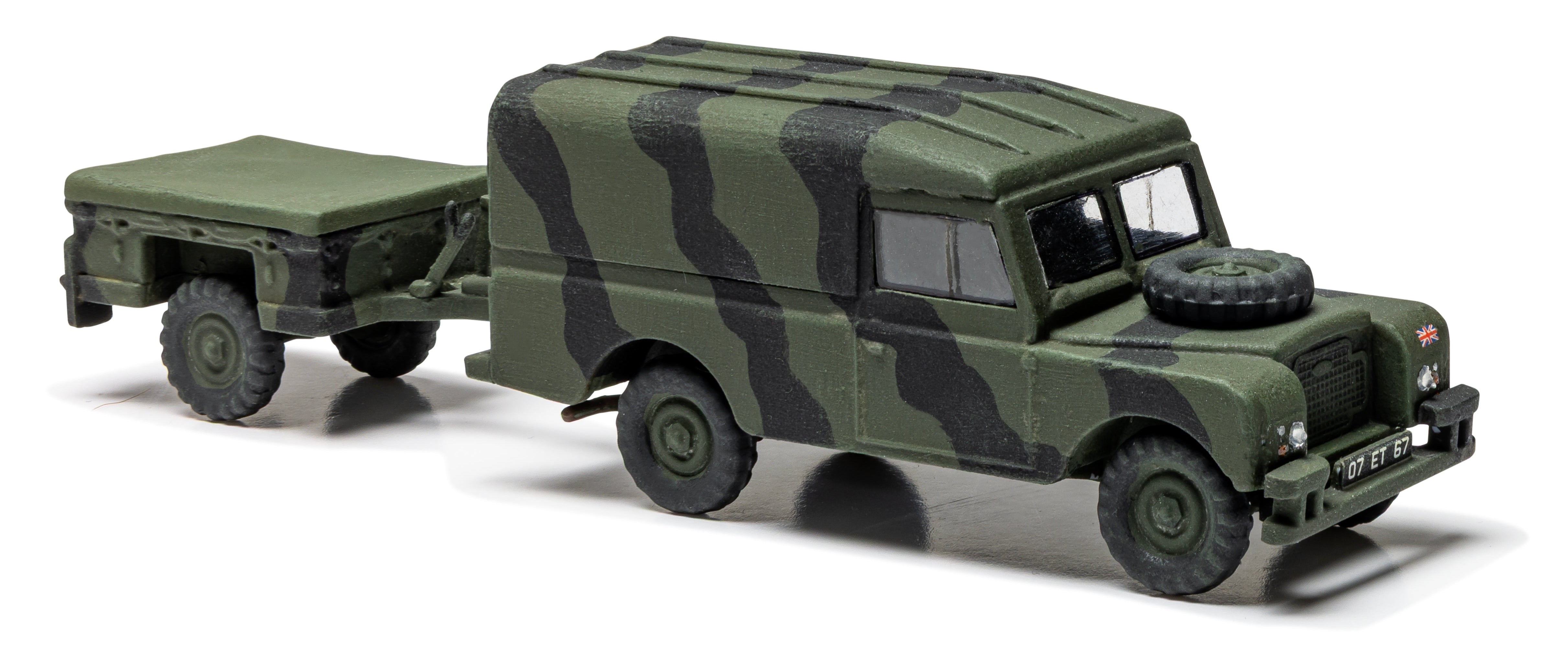 Airfix A02324 LWB Land Rover (Hard Top) & Trailer Model – Rails