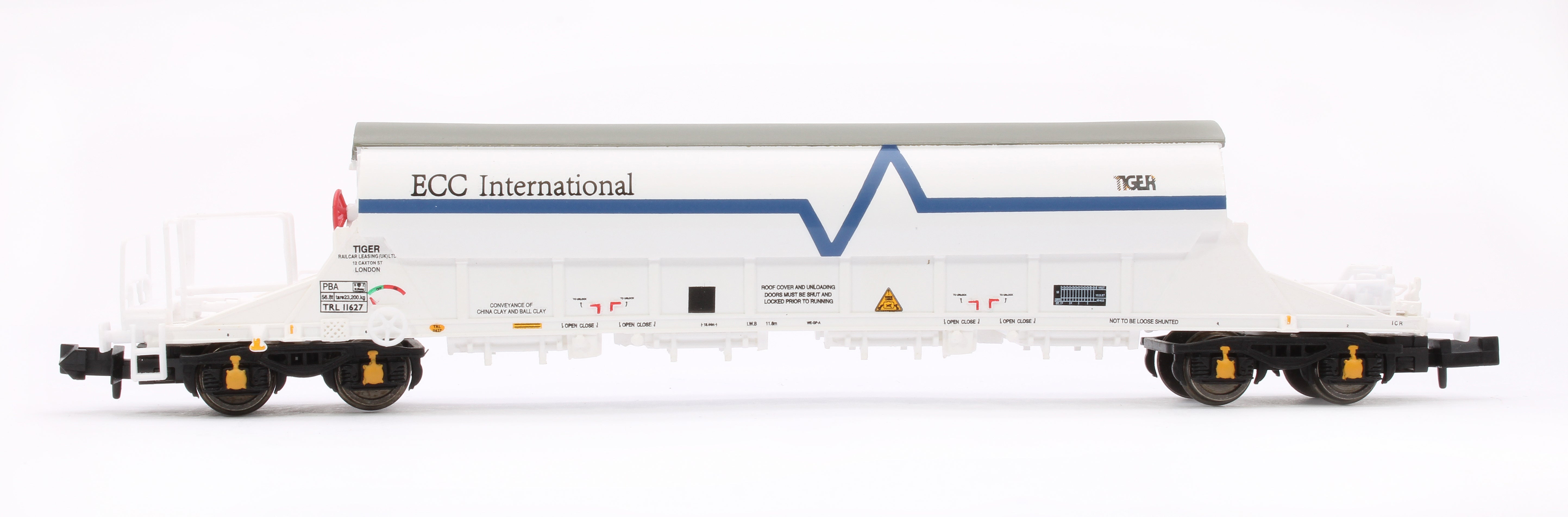 EFE Rail E87532 PBA Tiger TRL 11627 ECC International White – Rails