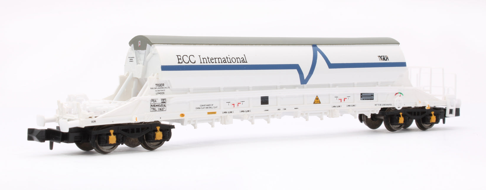 EFE Rail E87532 PBA Tiger TRL 11627 ECC International White – Rails