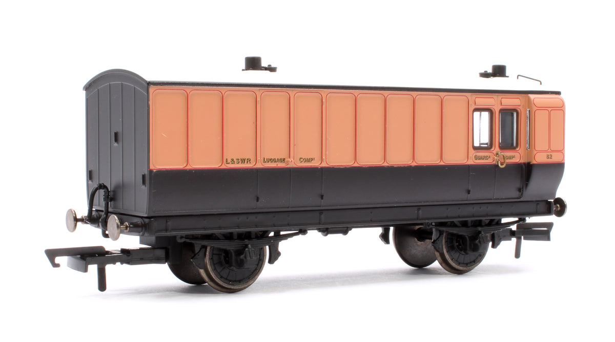 Hornby R40295 4 Wheel Coach Passenger Brake LSWR Brown No.82 – Rails of ...