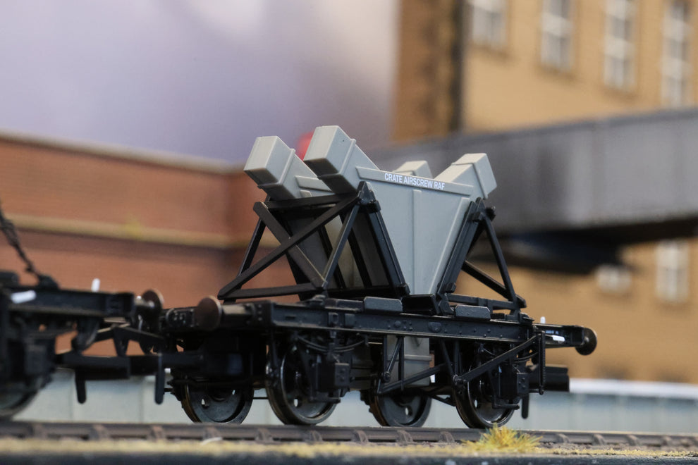 Clark Railworks C3026 Propeller Carrier Demountable Tank – Rails