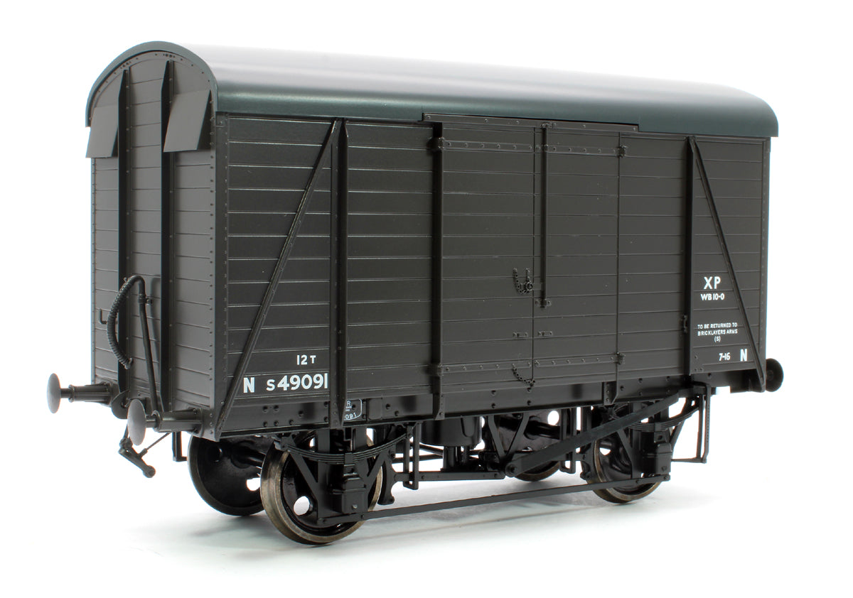 Dapol 7F-069-002 Southern Railway 12T Van ‘Parto’ S49091 – Rails of ...