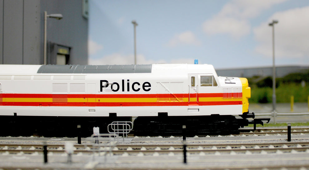 Hornby R30435TXS RailRoad Class 37 BR Police Livery – Rails