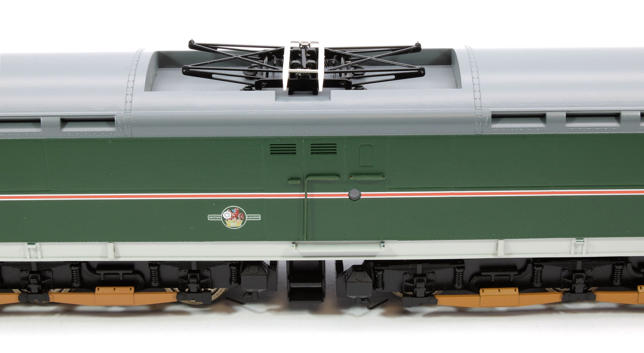 EFE Rail E82004 SR Bulleid Booster 20002 BR Green Electric Locomotive ...