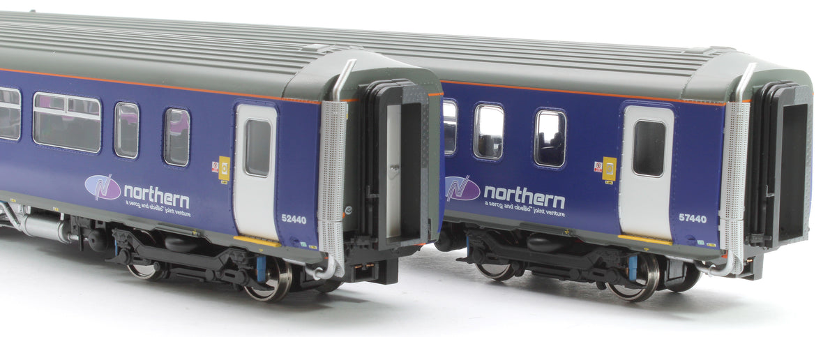 Realtrack RT156-422 Class 156 Northern Midnight Blue Livery 2 Car DMU ...