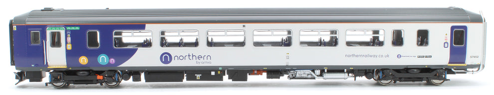 Realtrack RT156-411 Class 156 Northern White Livery 2 Car DMU – Rails