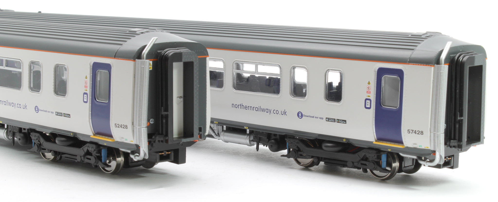 Realtrack RT156-412 Class 156 Northern White Livery 2 Car DMU – Rails ...