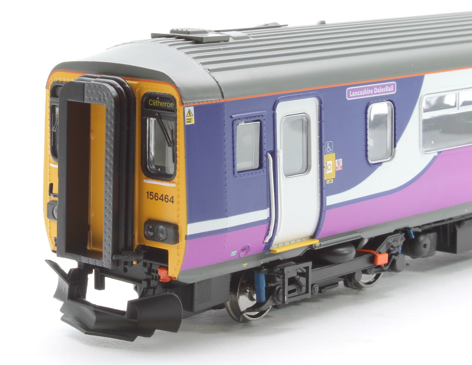 Realtrack RT156-421 Class 156 Northern Midnight Blue Livery 2 – Rails