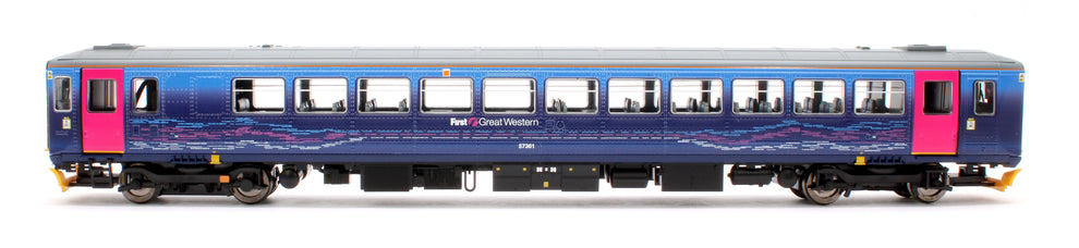 Hornby R30357 Class 153 FGW No. 153361 Diesel Locomotive – Rails