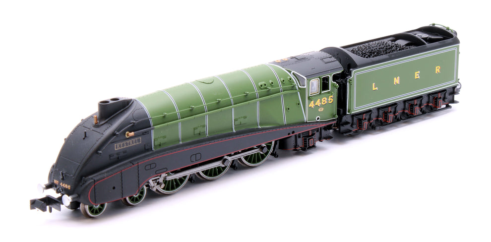 Dapol 2S-008-019 A4 Valanced Kestrel 4485 LNER Green – Rails