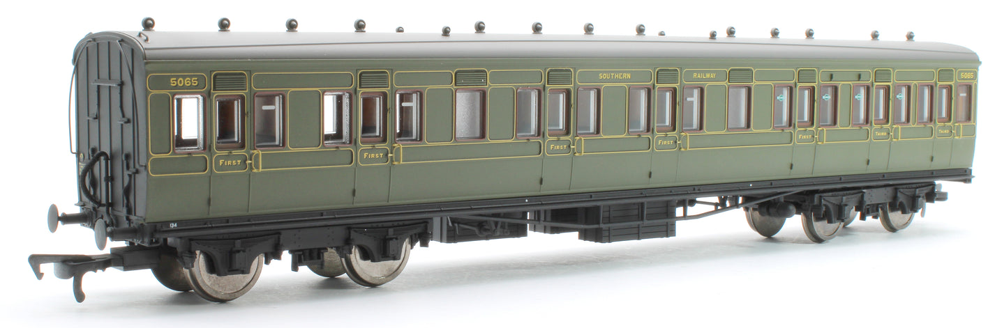 EFE Rail E86012 LSWR Cross Country 4-Coach Pack SR Maunsell – Rails