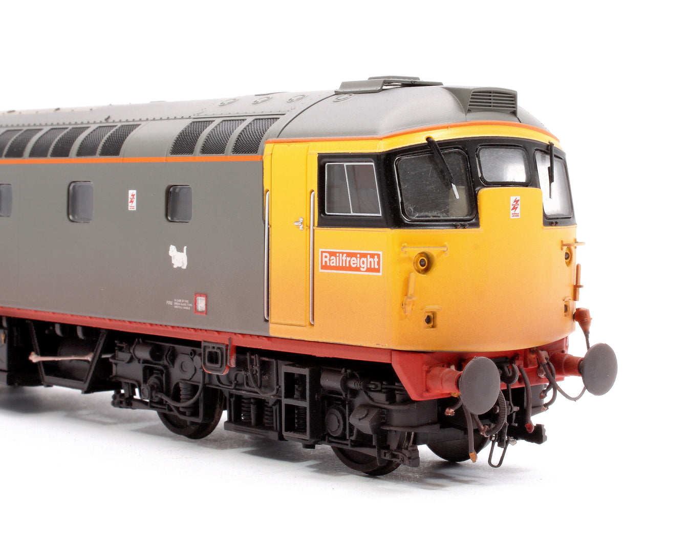 Gaugemaster Collection GM4240501 Class 26 Railfreight Red – Rails