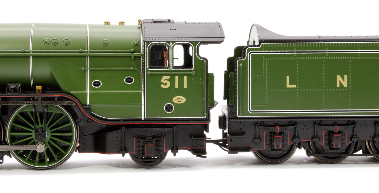 Hornby R3974 LNER Thompson Class A2/3 4-6-2 LNER Apple Green – Rails
