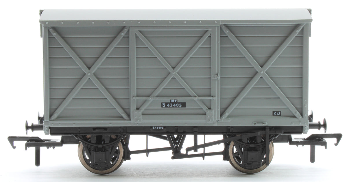 EFE Rail E87055 LSWR 10T Ventilated Van BR Grey No. S43405 – Rails of ...
