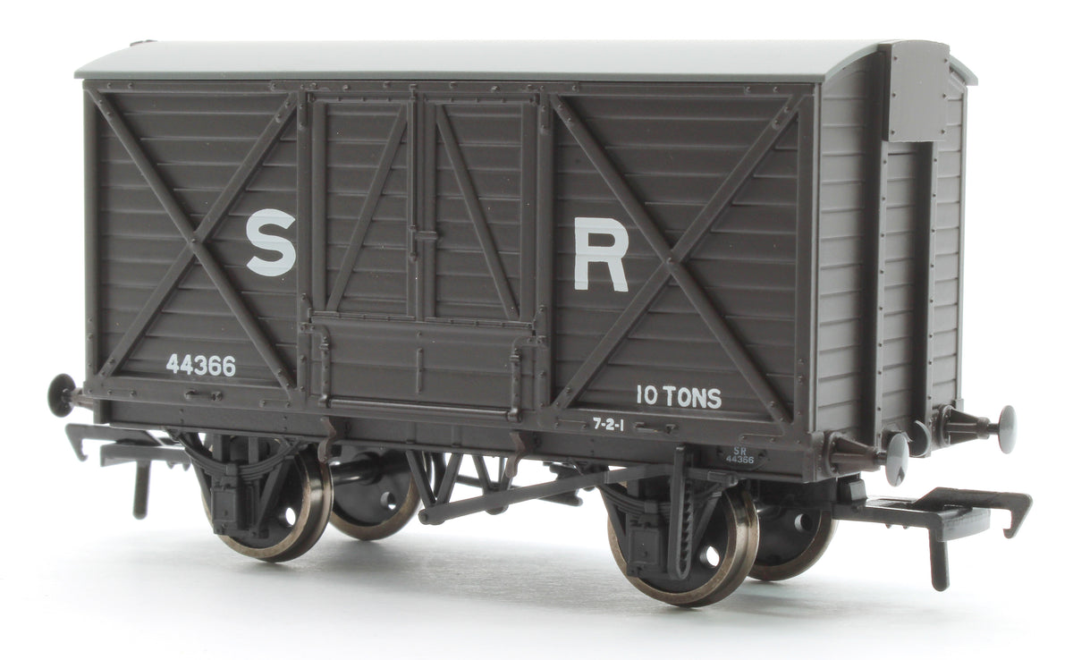 EFE Rail E87056 LSWR 10T Ventilated Van SR Brown (Early) 44366 – Rails ...