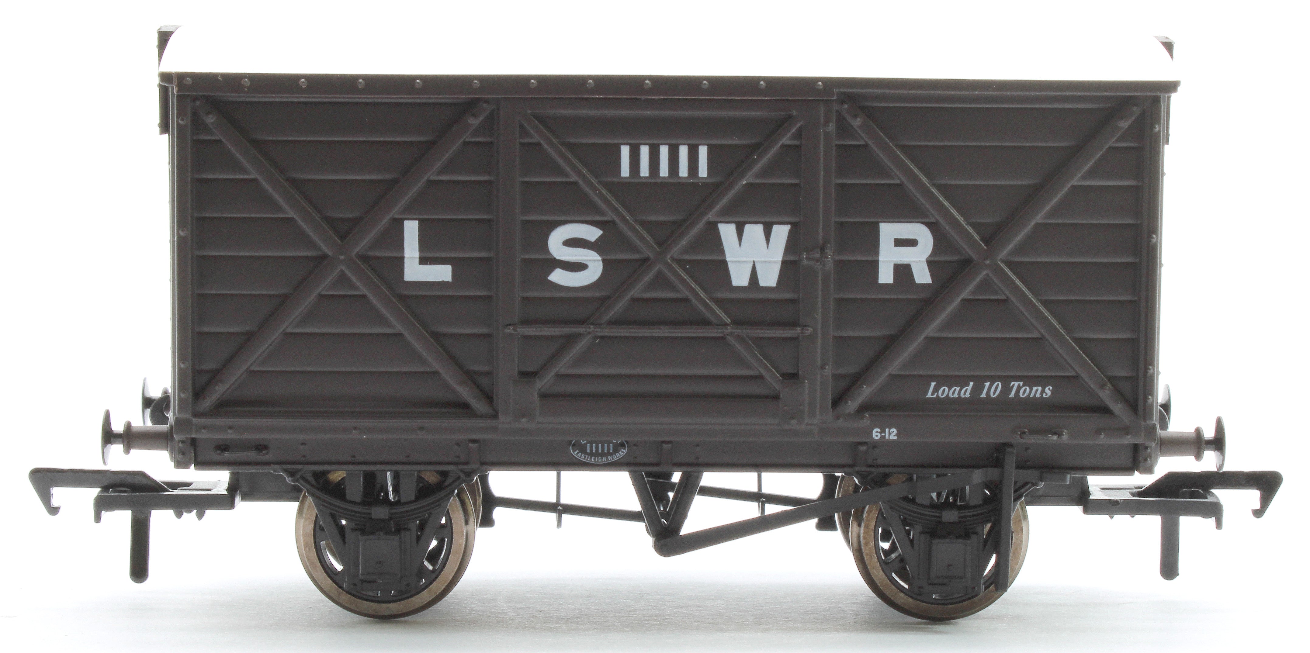 EFE Rail E87051 LSWR 10T Ventilated Van LSWR Brown 11111 – Rails
