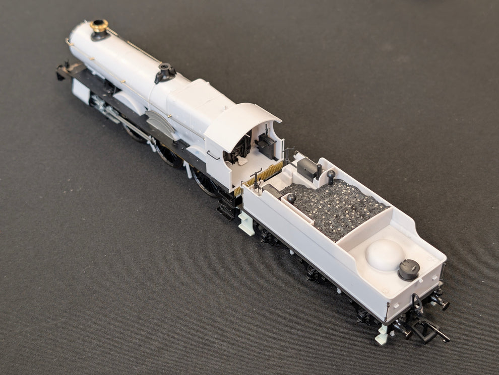 Hornby R30404 GWR Saint Class 'Lady of Legend' – Rails