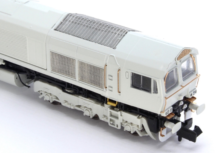 Revolution Trains RT-N66-GBO-704 Class 66 66704 GBRf Original Livery ...