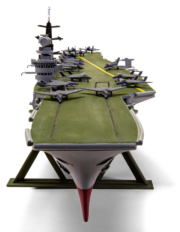 Airfix A04201V HMS Victorious Model Kit – Rails