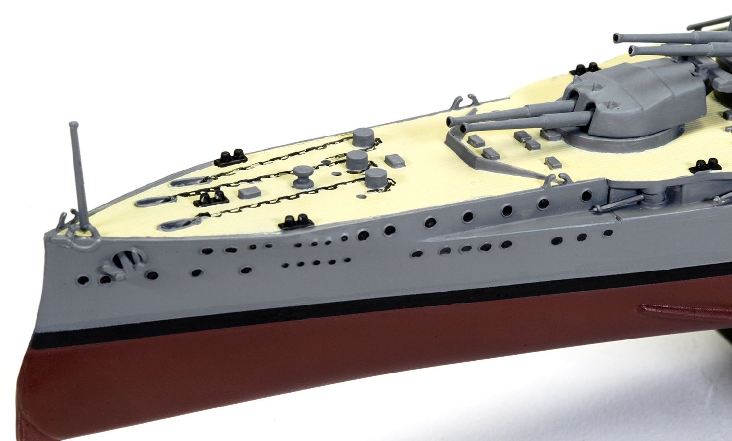 Airfix A04210V HMS Iron Duke Model Kit – Rails
