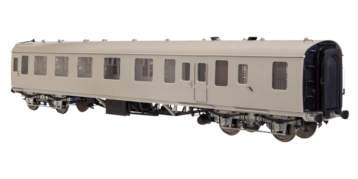 Lionheart Trains 7P-002-202 BR Mk1 Blue/Grey BCK E21035 Eastern Region ...