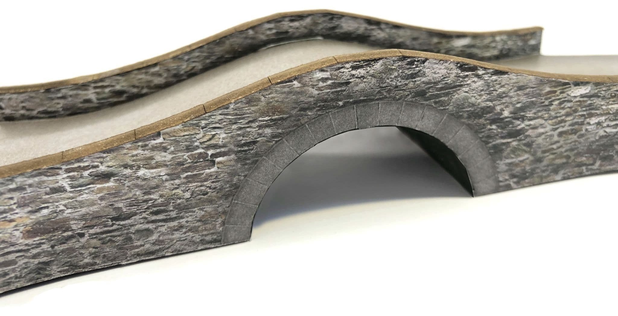 Scale Model Scenery KX059 OO/HO Humpback Bridge Model Kit – Rails