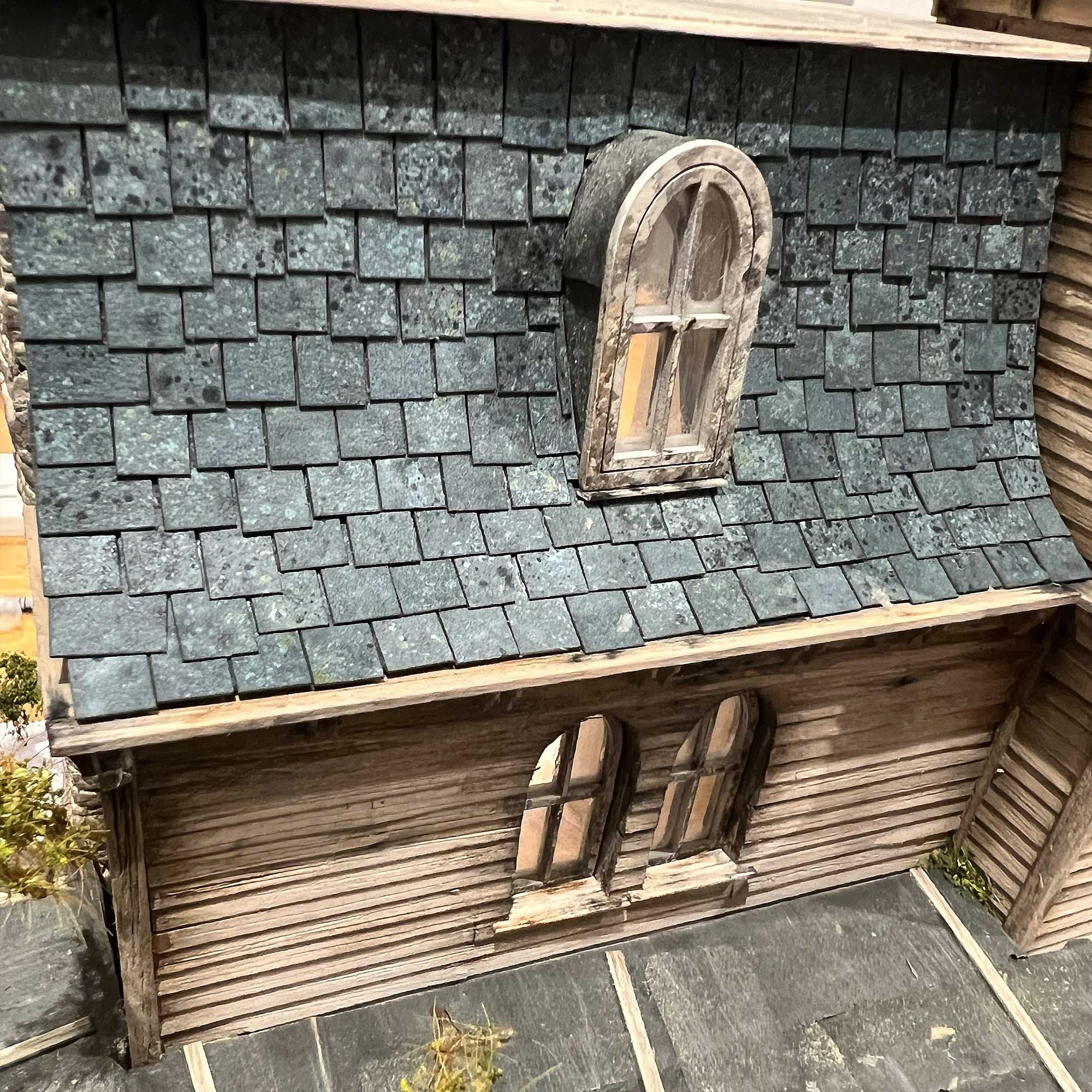 Scale Model Scenery LX410 OO/HO Pre-Weathered Laser Cut Roof – Rails