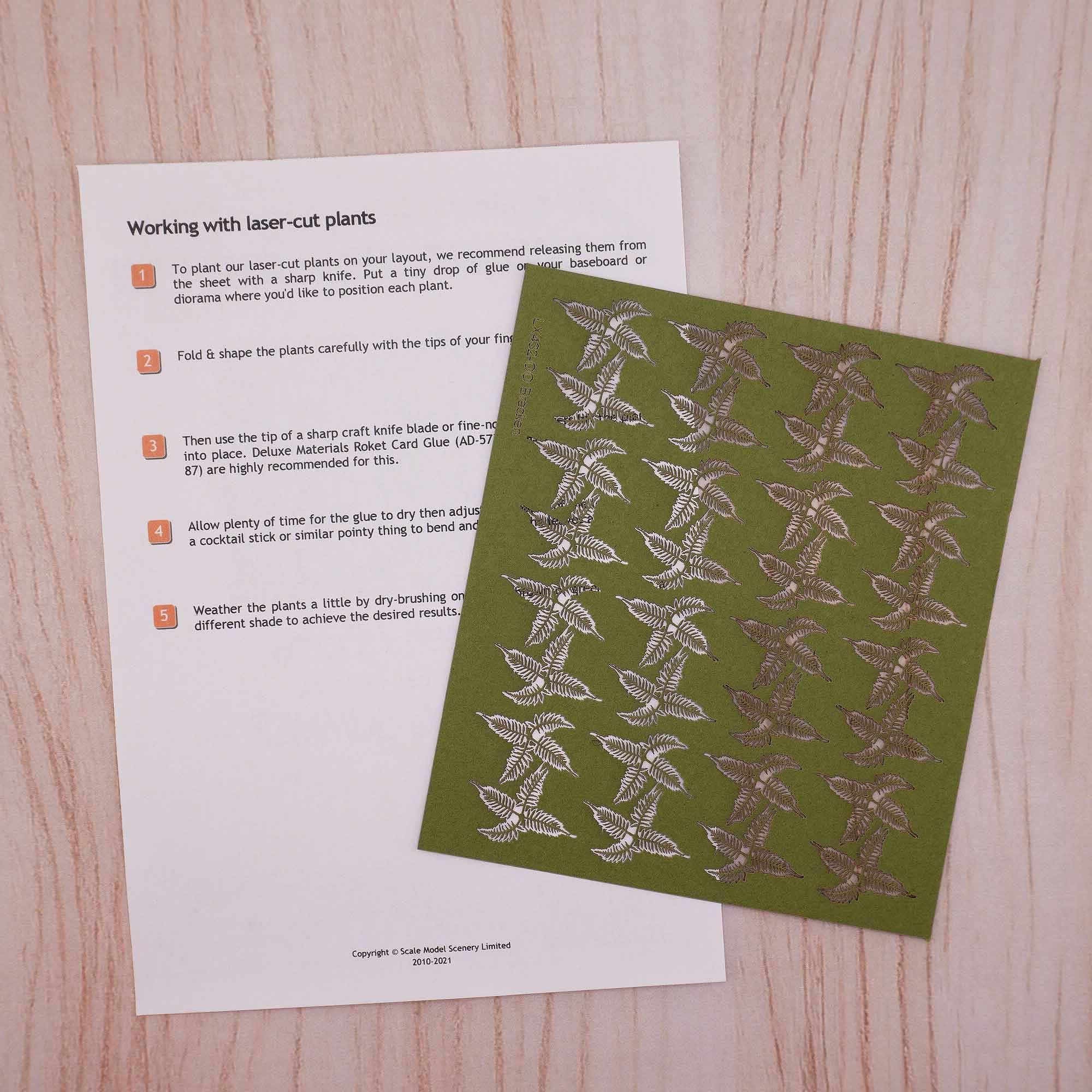 Scale Model Scenery LX432SUMMER Summer Bracken / Fern Plants – Rails