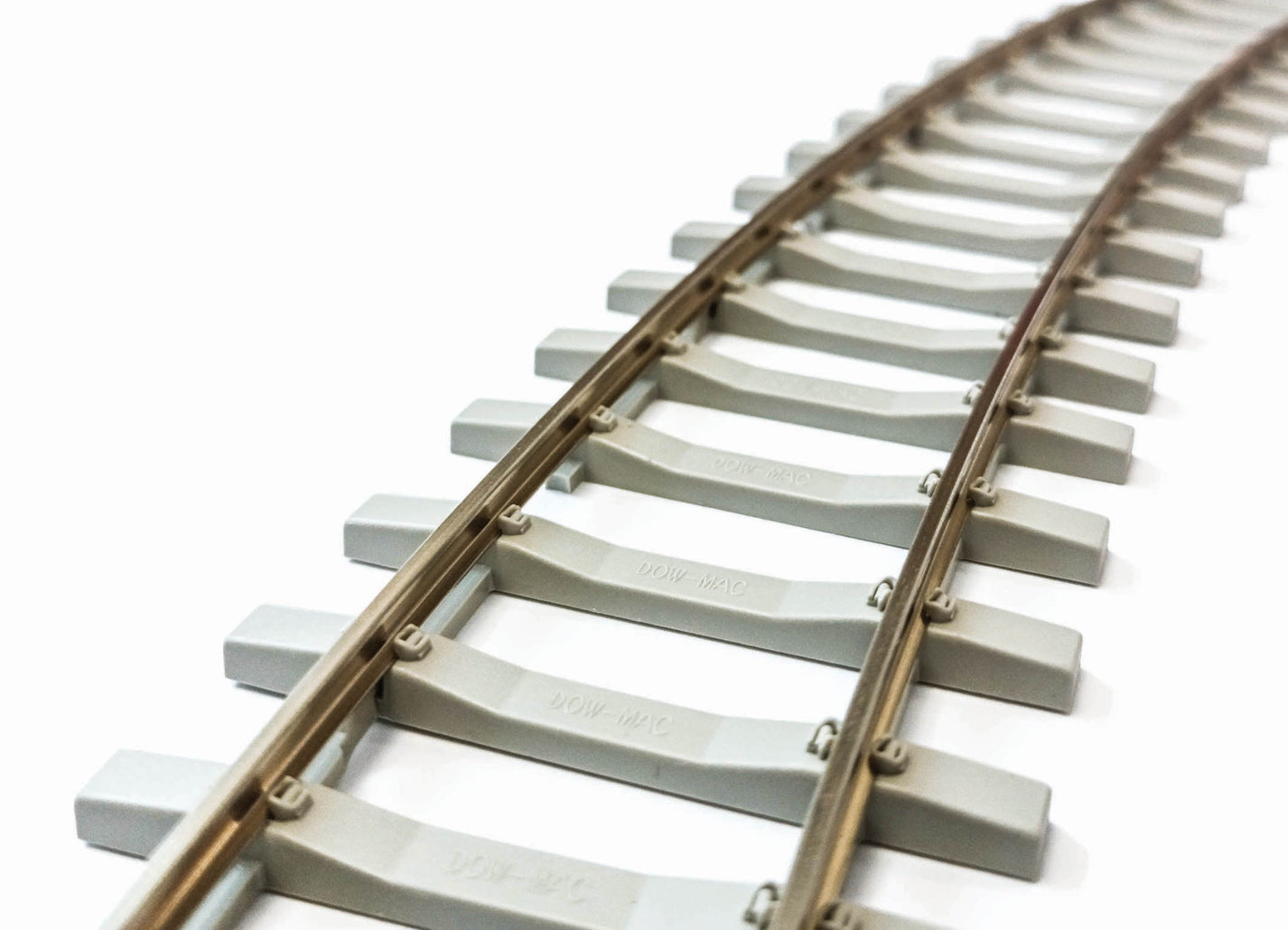 Peco SL702FB 12 Yards O Gauge Code 143 Flexi Track Concrete – Rails