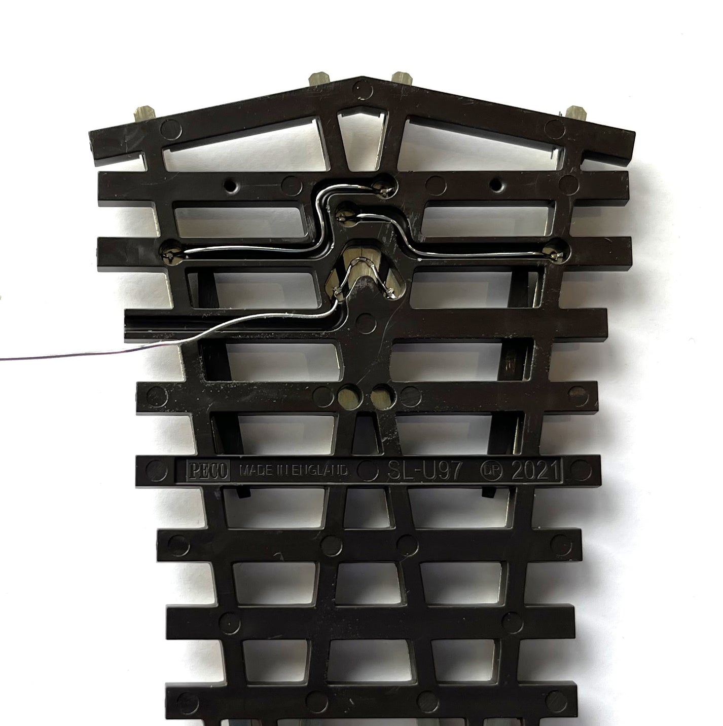 Peco SLU97 SLU97 OO/HO - Code 100 - Streamline Y Small Radius – Rails