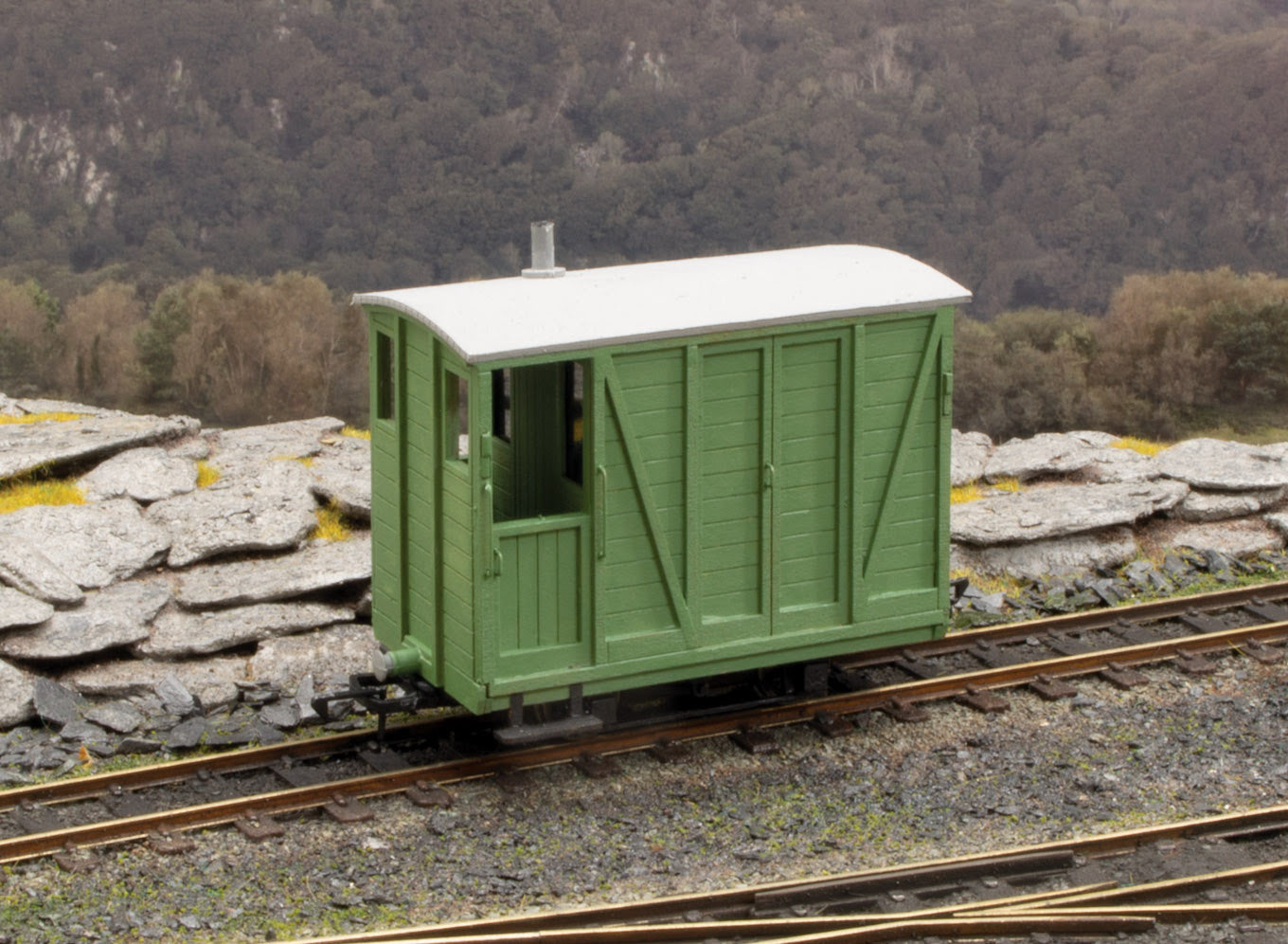 Peco OR167 O-16.5 (NG7) GVT Brakevan Lasercut Kit – Rails