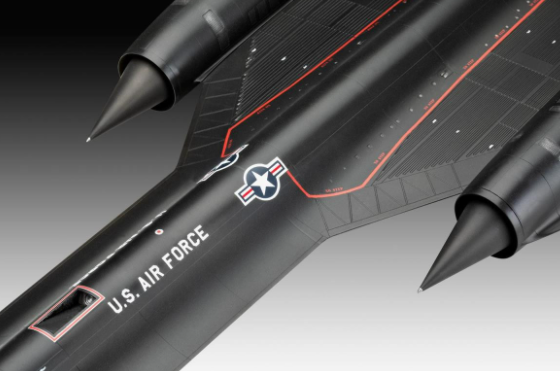 Revell 04967 US Lockheed SR-71 Blackbird (1:48 Scale) Model – Rails