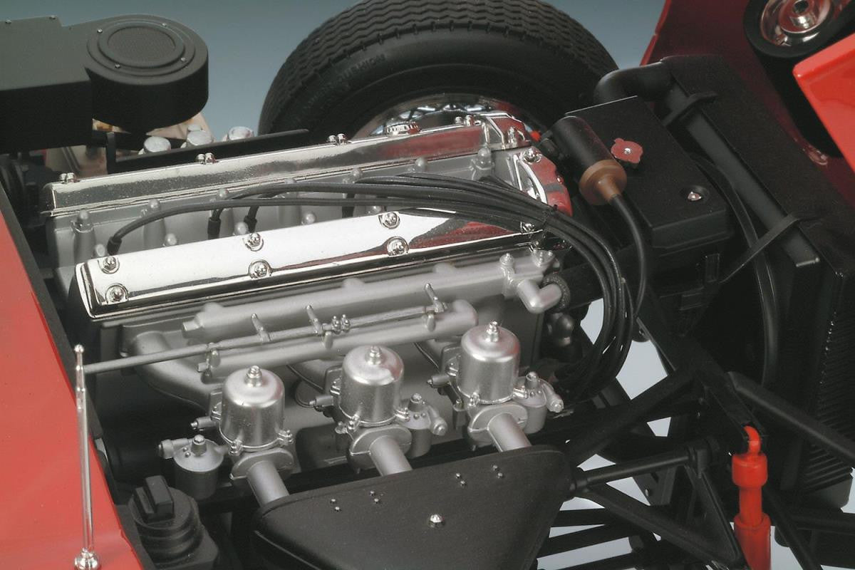 Revell 07717 Jaguar E-Type (1:8 Scale) Model Kit – Rails of Sheffield